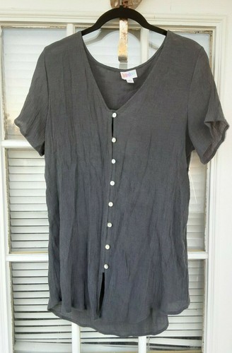 NWT LuLaRoe Shannah V-Neck Button Down Shirt Size Small Gray Papaya ...