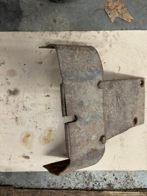 VINTAGE ALLIS CHALMERS WC TRACTOR- PTO SHIELD / MOUNT BRACKET - 1947 | eBay