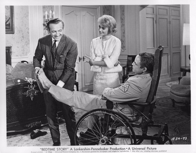 David Niven, Shirley Jones & Marlon Brando wheelchair - BEDTIME STORY ...
