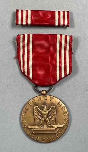 WWII US Army Good Conduct Medal with Pin Back Service Ribbon | eBay