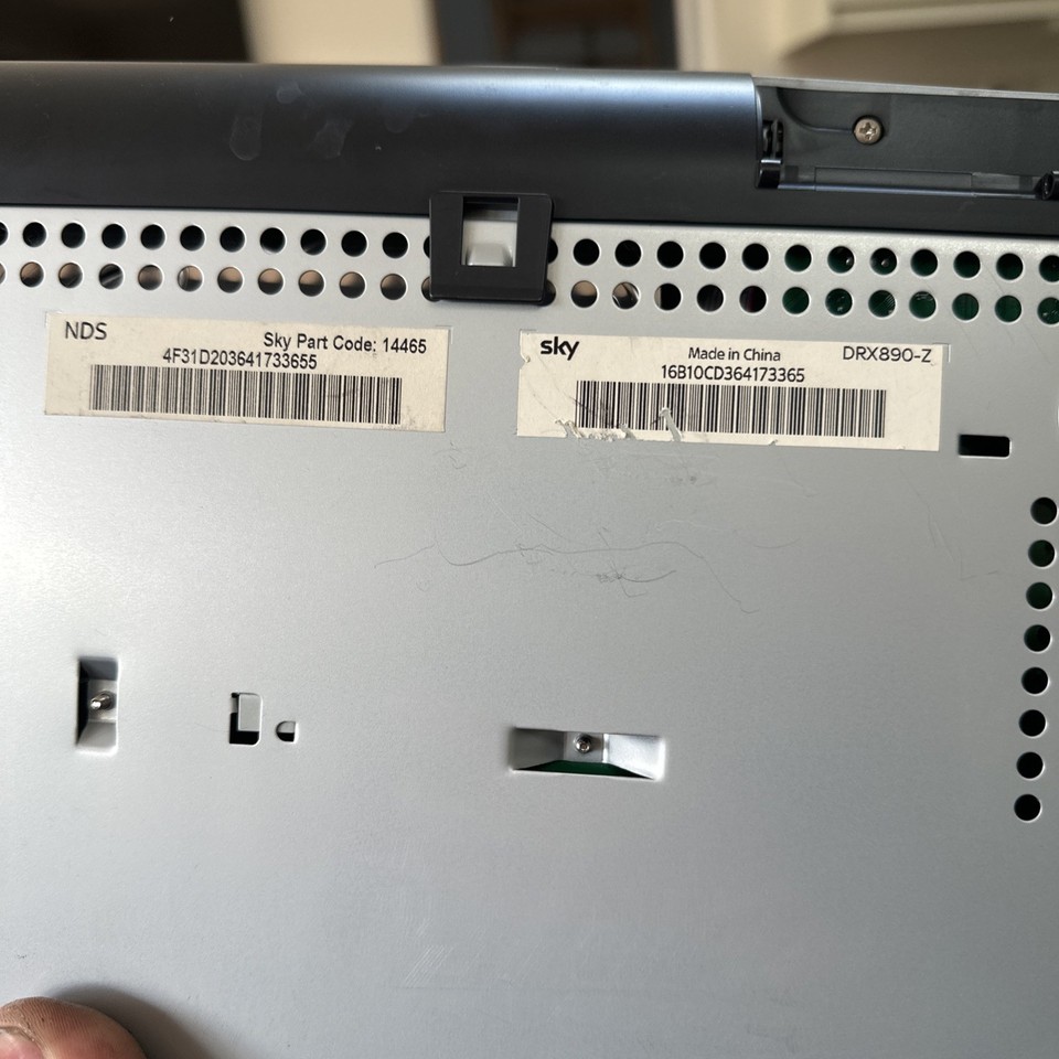 Sky Plus/+ HD Box 500GB Built in WIFI wi-fi DRX890W Remote & Power ...