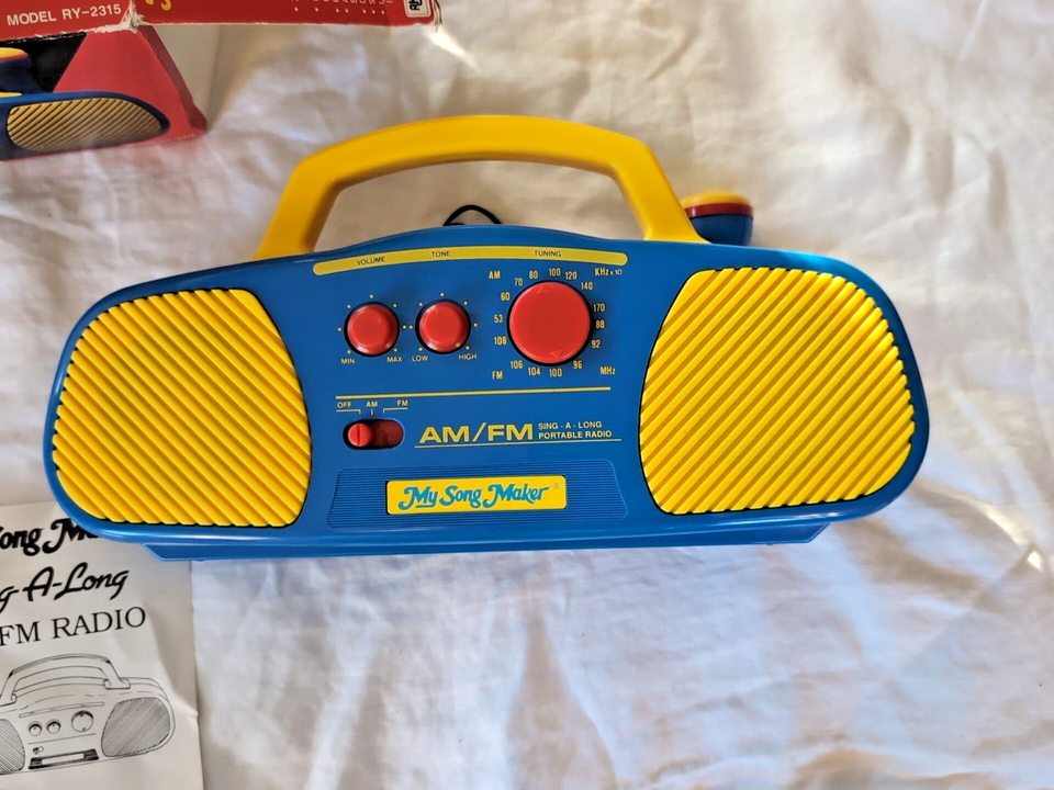 My Song Maker AM/FM Radio With Sing-A-Long Microphone 1991 Rhapsody #RY ...