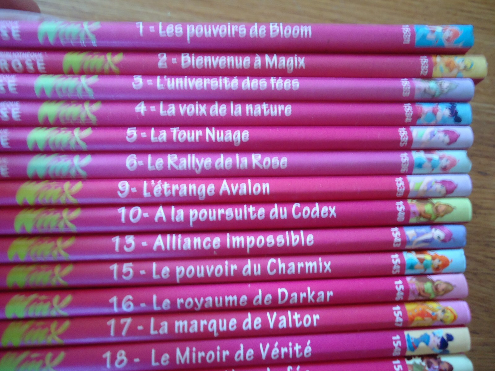 LOT 28 LIVRE BIBLIOTHEQUE ROSE WIMX CLUB roman jeunesse recent | eBay