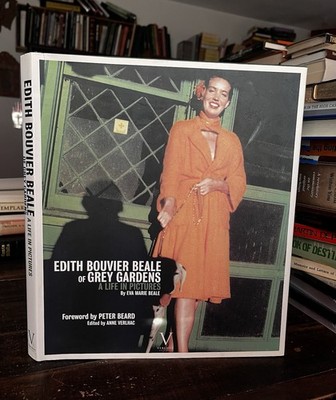 Edith Bouvier Beale of Grey Gardens : A Life in Pictures by Eva Marie ...