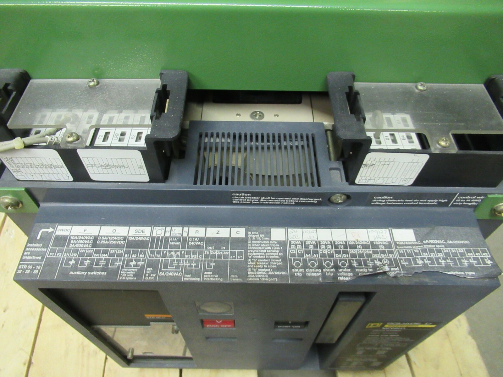 800 AMP SQUARE D MP08H1 MASTERPACT BREAKER 3P 600V STR58U W/ LSI 600A ...