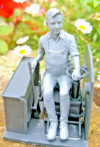 16mm Driver Moth Primed or Hand Painted Garden Railway People SM32 1:19 ...