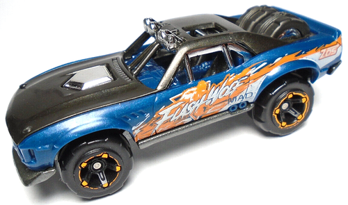 ZURU METAL MACHINES FLASH WOLF MAD RACING BLUE & BLACK 3" RACE CAR WITH ...