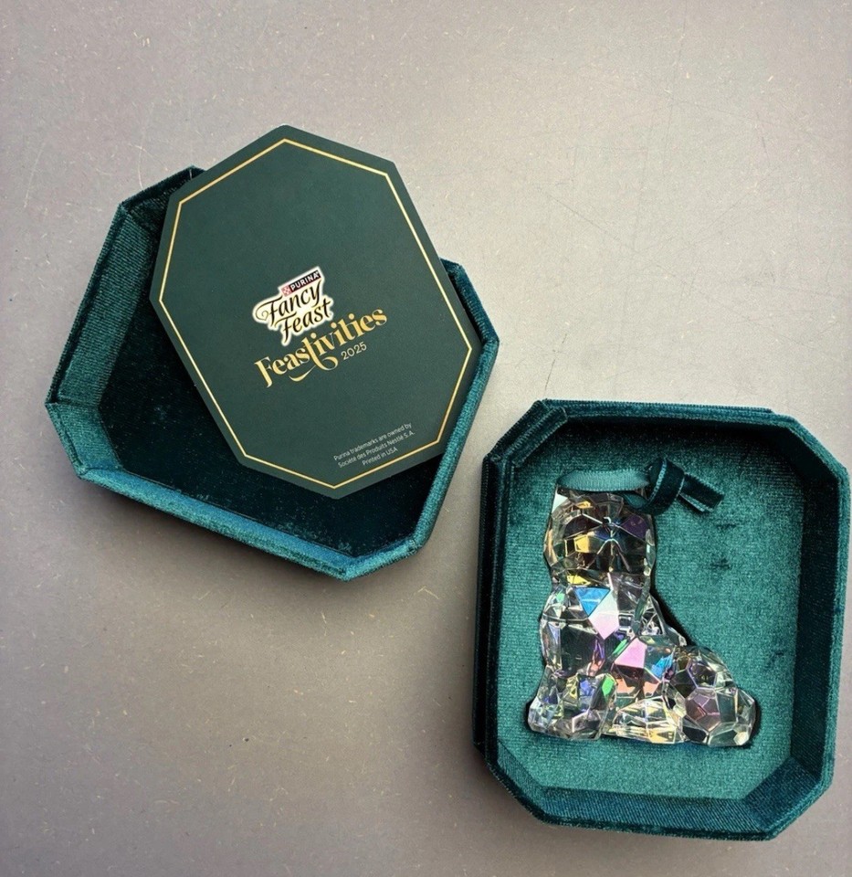Fancy Feast 2025 Feastivities Holiday Ornament limited edition cat ...