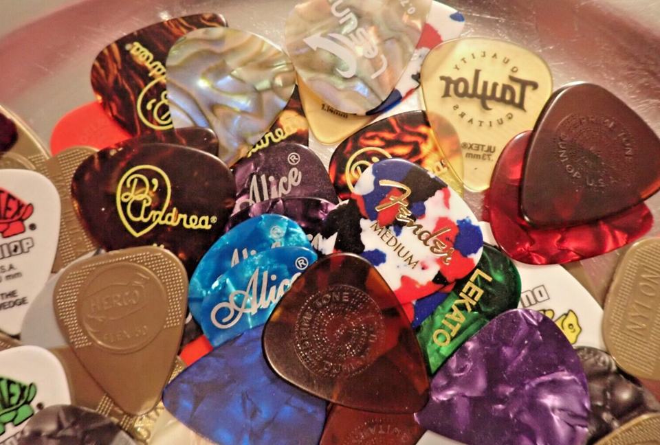 Guitar Picks Mixed Lot Name Brands - 6 Pc Variety Pack (Thin, Med ...