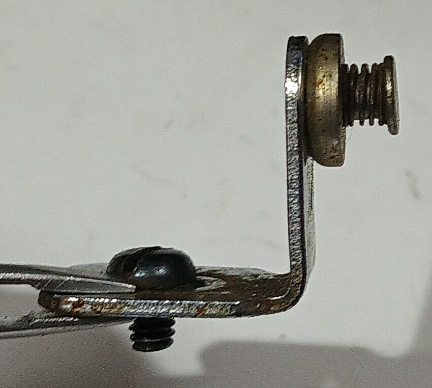 KENMORE 117.552 Sewing Machine Bobbin Winder Thread Guide, Replacement ...