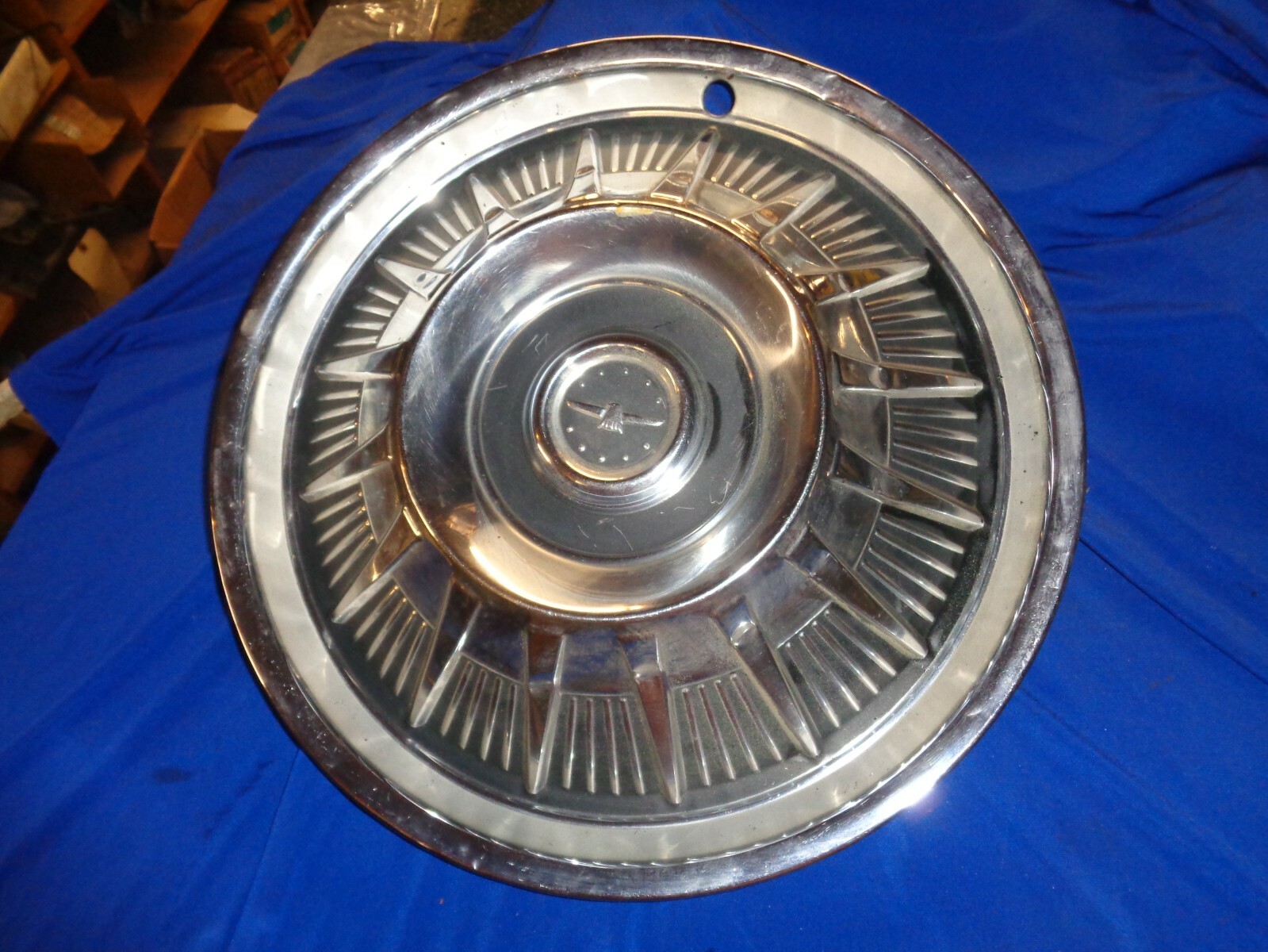 1965,1966,1967,1968,1969 ford t bird hubcap b 1972,1974,1975 | eBay