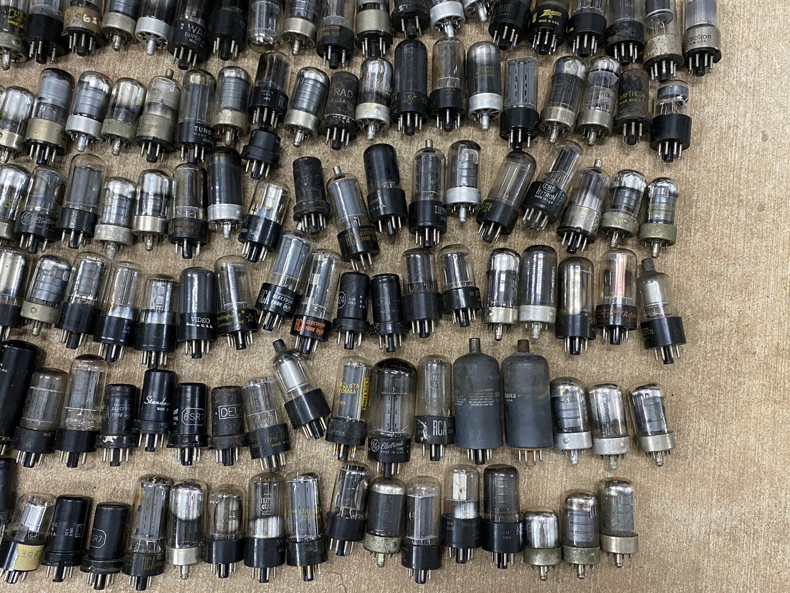 Huge Lot (250) Vintage Vacuum Tubes Radio Audio Guitar Amplifier ...