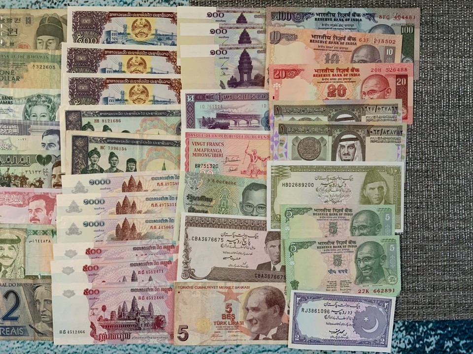 LOT OF WORLD PAPER MONEY - 50 CIRCULATED & UNCIRCULATED BANKNOTES! | eBay