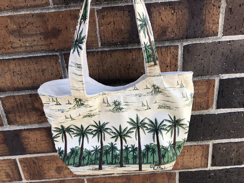 Paul Brent Coastal Life Palm Tree Beach Bag Green Tan Seahorse ...
