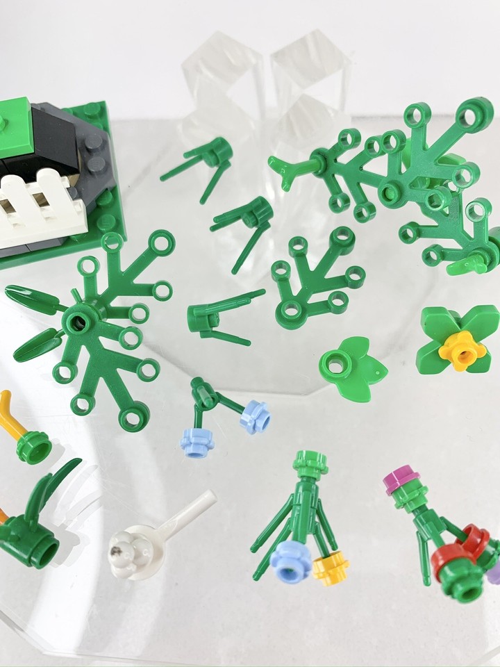 LEGO Green Tree Leaf Branch Limbs Flowers Carrot for Forest Town Castle ...