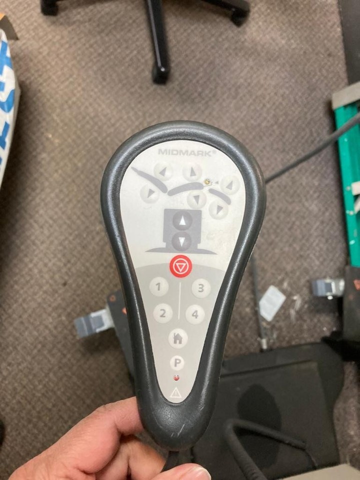 MIDMARK 75L Power Procedure Chair with Hand Control Exam Chair | eBay