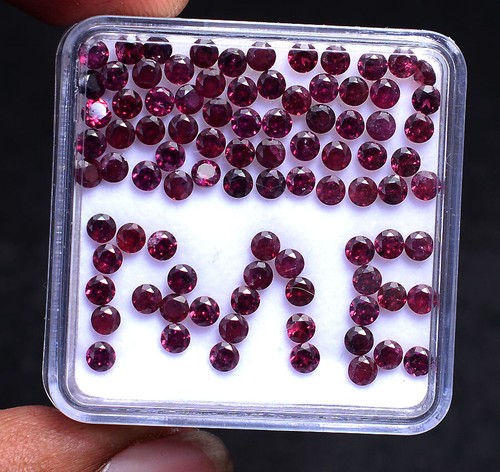 90 Pcs Natural Rhodolite Garnet Loose Round Cut Sparkling Gemstones Lot ...