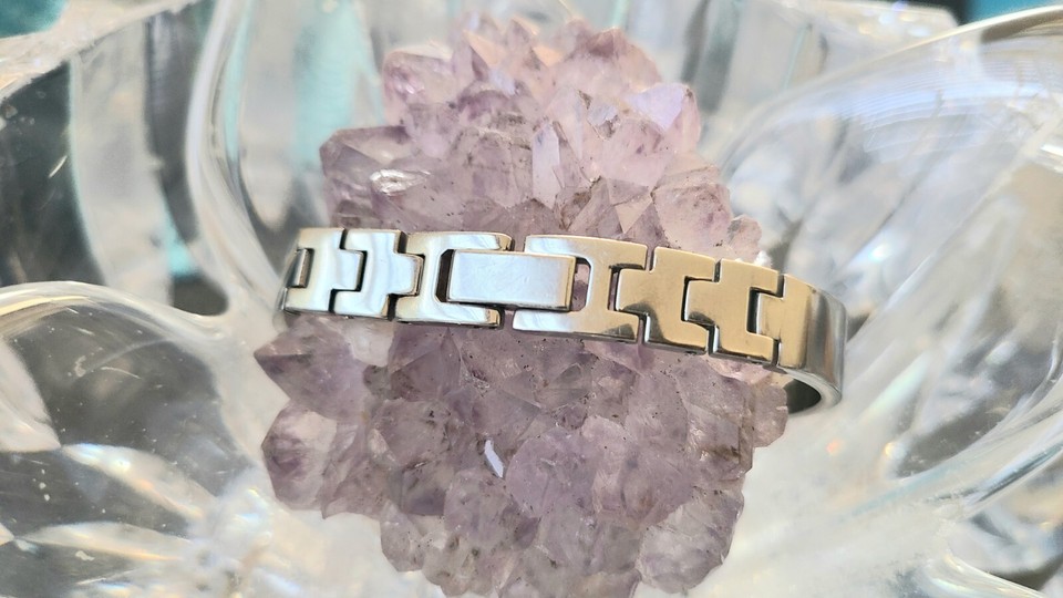 Movado Timema Steel Pave Diamond Black Dial Swiss Quartz Ladies Watch ...