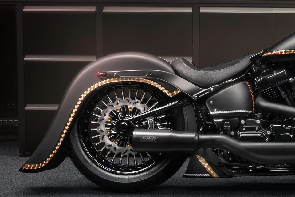 H-D 2018-2024 M8 SOFTAIL STRECHED REAR FENDER FOR 180-200 TIRES FXBB/S ...