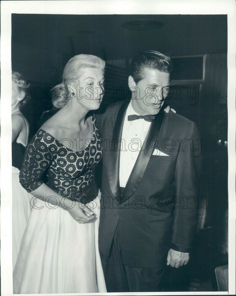 1956 Press Photo Actor Couple Gordon & Sheila MacRae 1950s | eBay