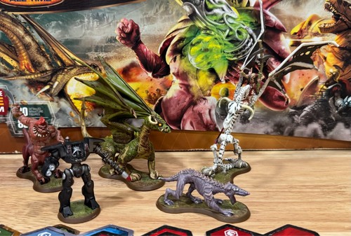 Orm's Return Heroscape with cards Brunak Charos Deathwalker 8000 Dund ...