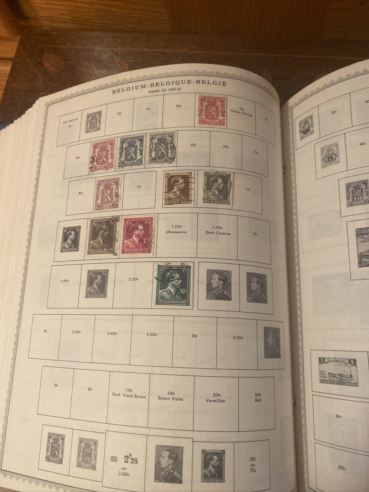 Minkus Supreme Global Stamp, 2 Albums, 1840s - 1960s, Approx 6,100 ...