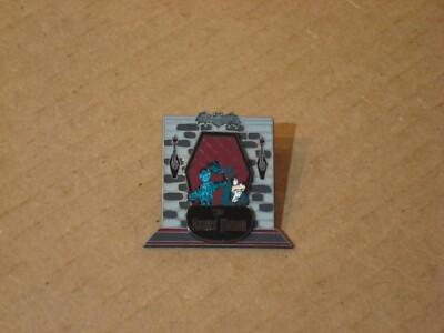 Gasp Grasp and Go Haunted Mansion Goofy Pin LE 1500 Disney | eBay