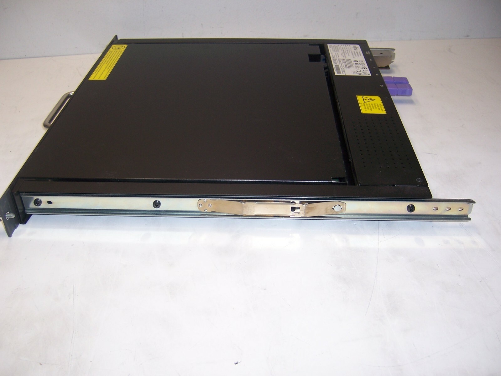 Fujitsu Rack Console 17" 43cm/TFT-LCD RC25 W/ x2 PS2 to USB Adapters | eBay