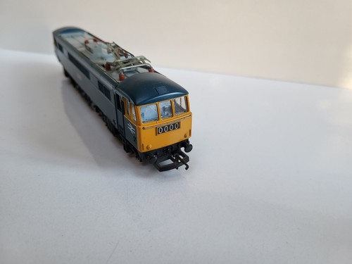 Hornby R360 Class 86 86219 'Phoenix' in BR blue, OO Gauge | eBay