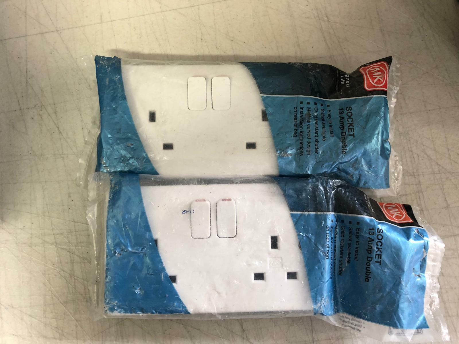 Pack of 2 - MK Logic Plus K2747 WHI 13A Double Pole Switchsocket, 2 ...