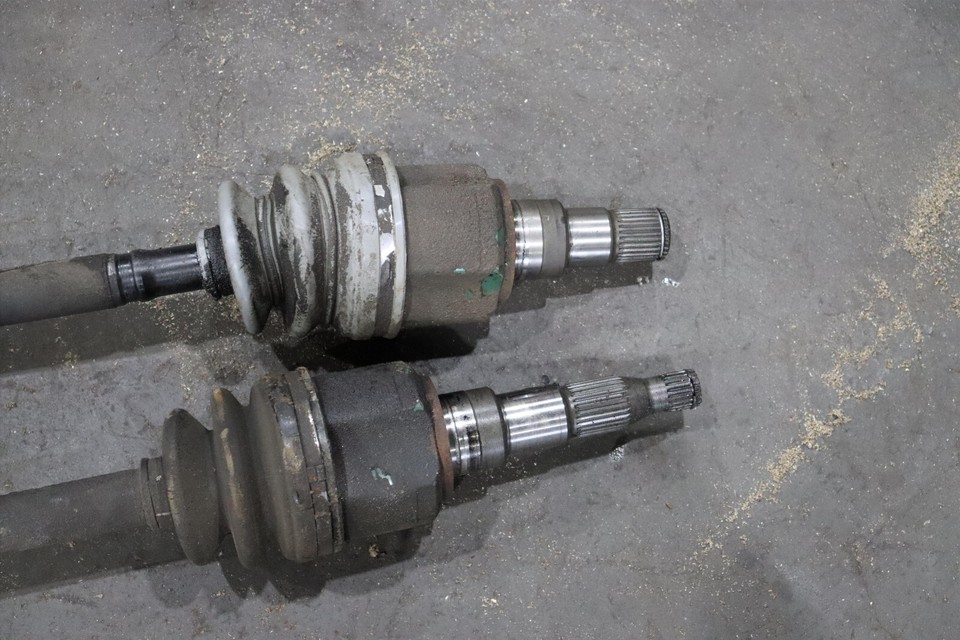 1991-1999 Mitsubishi 3000GT VR4 Dodge Stealth R/T 6MT Rear CV Axles ...