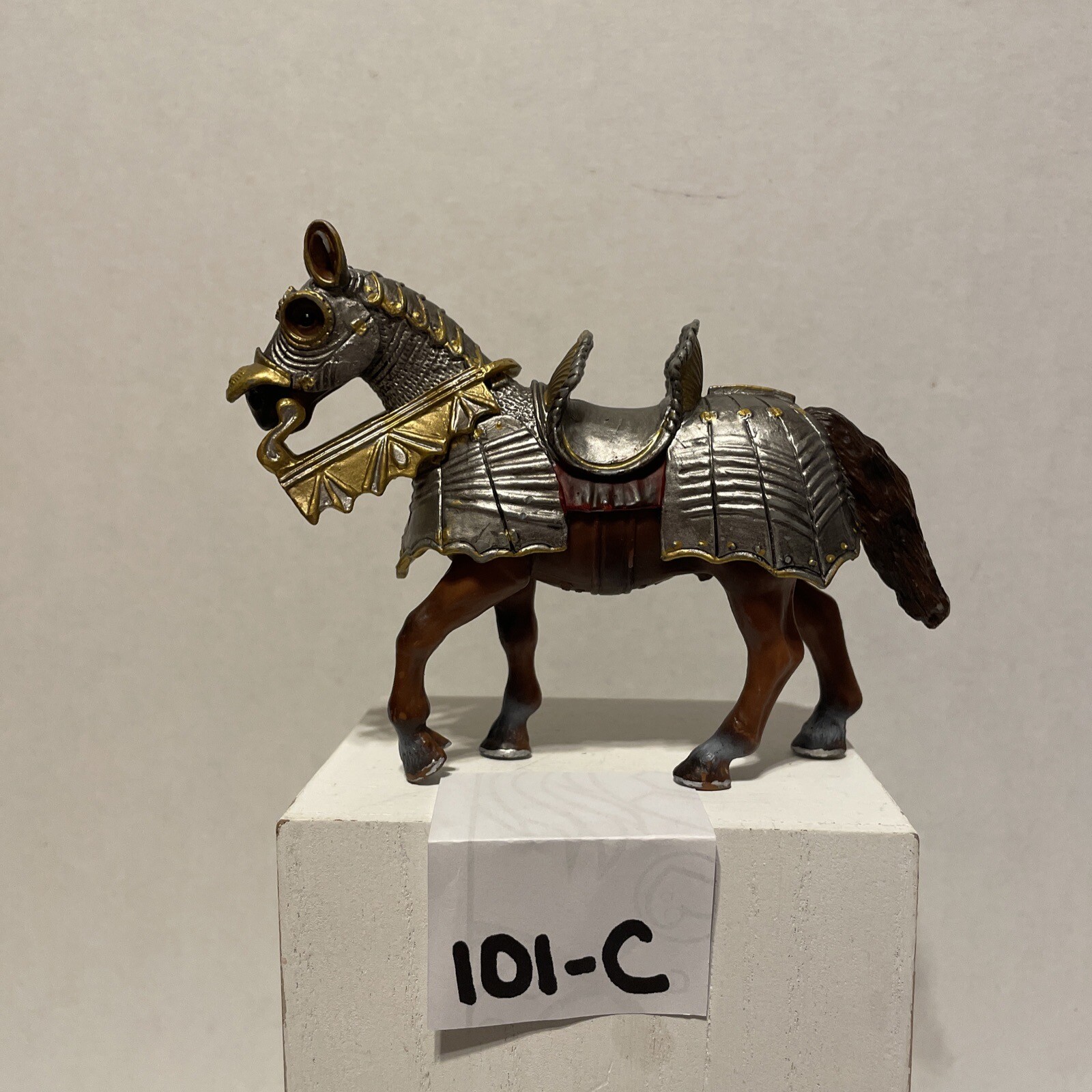 Schleich Medieval Knighting White Horse 2003 (Silver / Gold Armor) | eBay