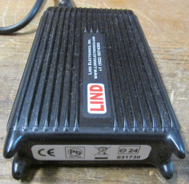 Lind Automobile Power Adapter Pa1580-2839 12v in 15vdc out for ...