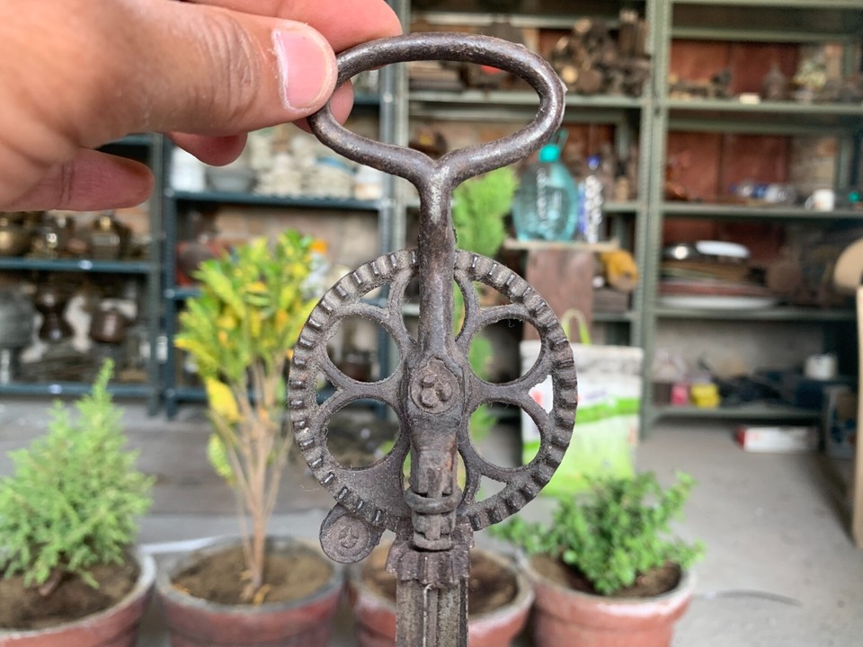 Vintage Rare Iron Egg Beaters Hand Crank Beaters Kitchenware With ...