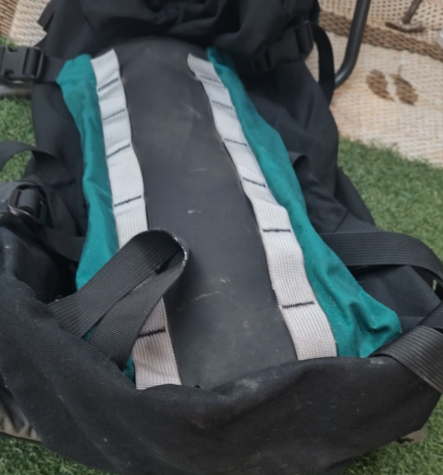 DANA DESIGN BOMB PACK BACKPACK LARGE HIKING CAMPING BACKPACK GREEN ...