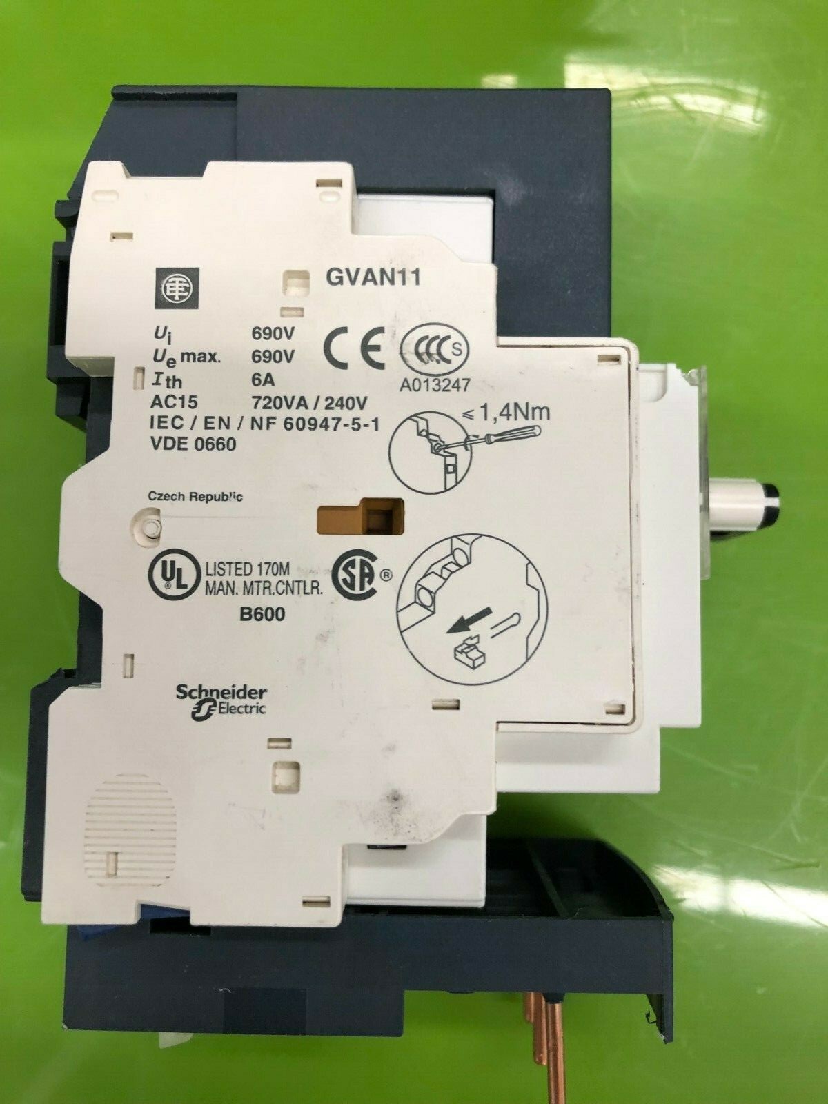 Telemecanique Schneider GV2P06 Motor Overload Circuit Breaker Starter 1 ...