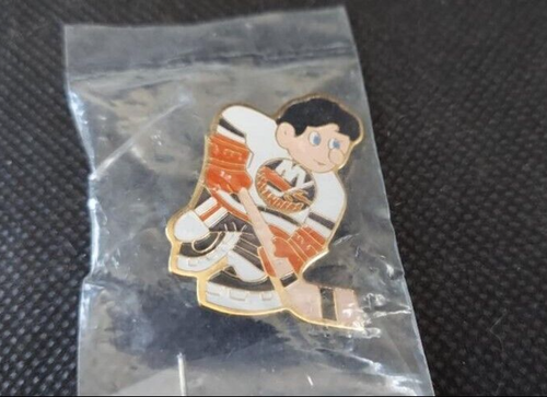 NHL New York Islanders Hockey Player Pin Vintage OOP Great Gift! Lil ...