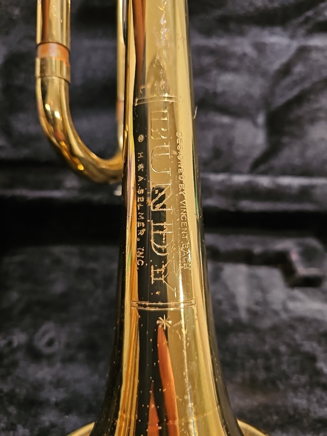 Vintage BUNDY Trumpet with Orig Case. Designed by Vincent Bach. Bach 7C ...