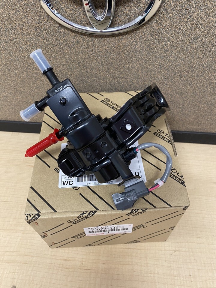 2009-2019 TOYOTA TUNDRA FUEL TANK SOLENOID VALVE GENUINE OEM NEW 77070 ...