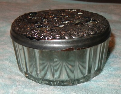 Vintage Silver Color Ornate Filigree Lid Glass Powder Vanity Dresser ...