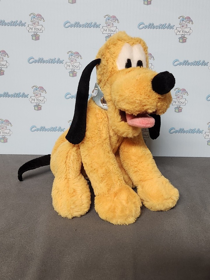 Walt Disney Dream Friends 8" Pluto Plush Doll | eBay
