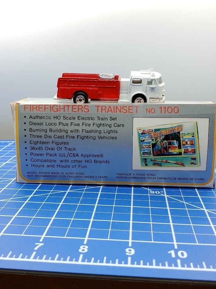 Model Power Fire Fighters 7766 HO Diecast Fire Engine Pumper ...