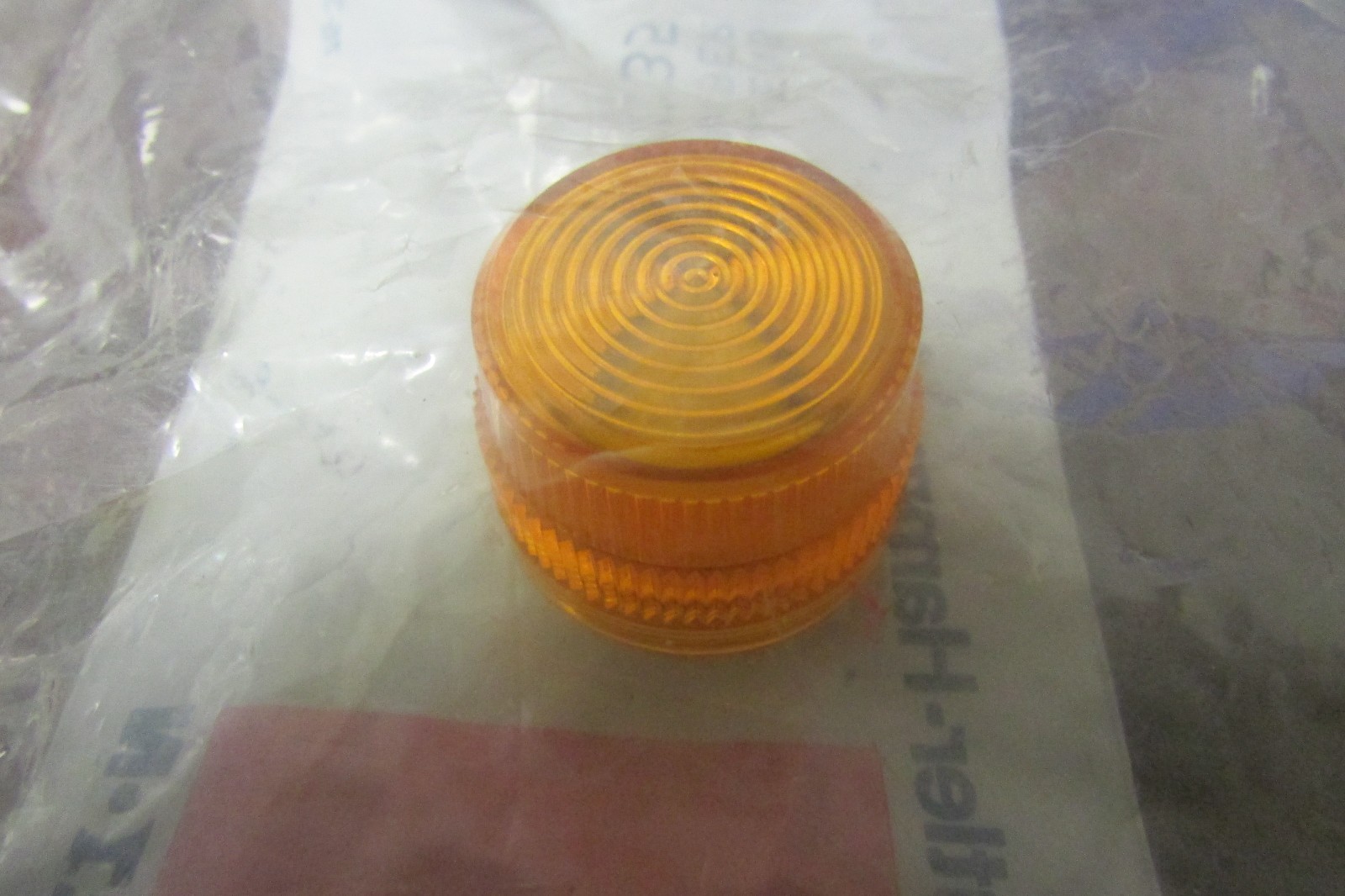 EATON CUTLER HAMMER Amber Plastic Indicating Pilot Light Lens 10250T ...