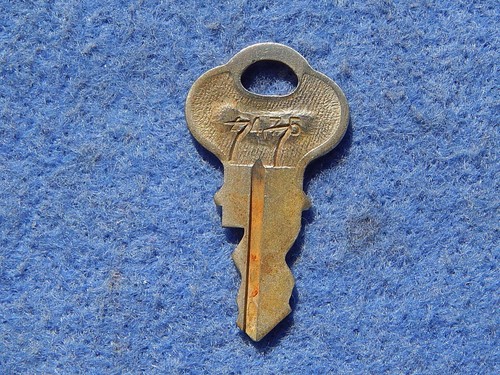 vintage coin op key: Chicago Lock key 4475 | eBay