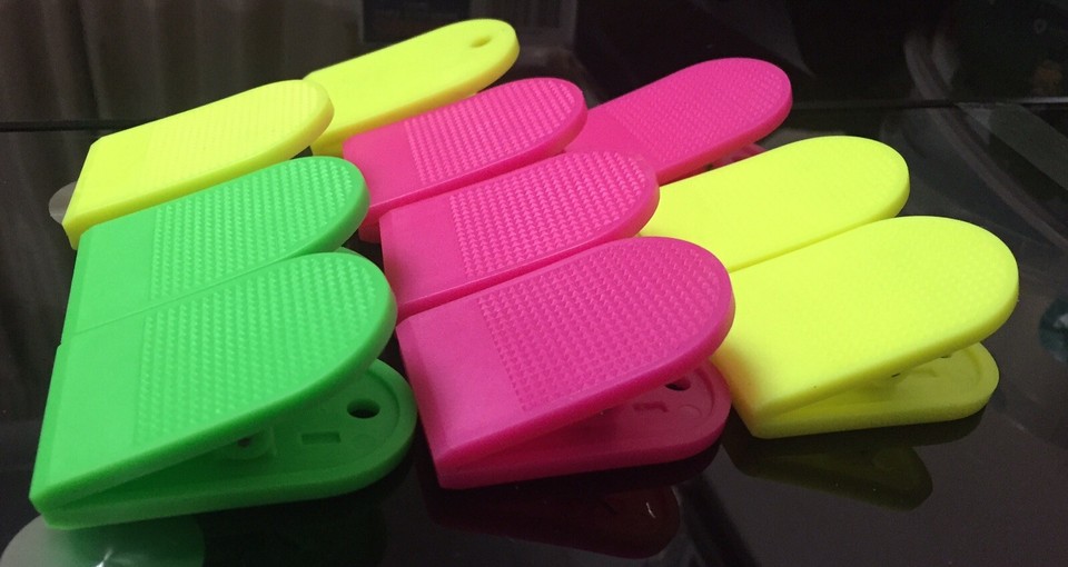 Bulldog Large Extra Strong Clips Plastic Paper Binder Grip Receipt ...