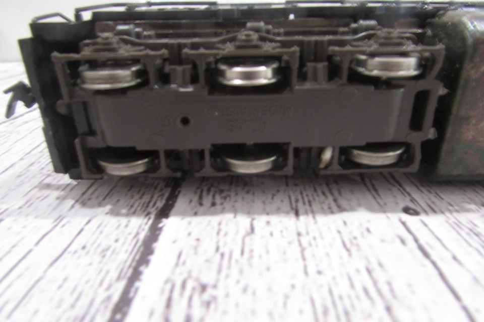 Ho Scale Atlas 7015 SD35 Diesel Locomotive Undecorated Lot#3287 | eBay