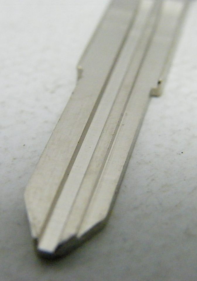 Auto B Key Blank For Datsun 240-280 Z Maxima Subaru Rex Sedan Issan ...