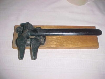ANTIQUE VINTAGE Nut Cracker Cast Iron MOUNTED ON Wood Farm Rustic | eBay
