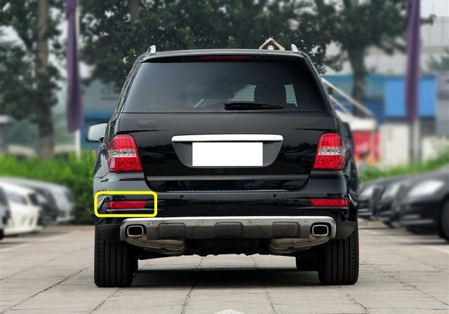 Mercedes-Benz W164 Ml Bumper Fairing Reflector Rear Left A1648200374 ...