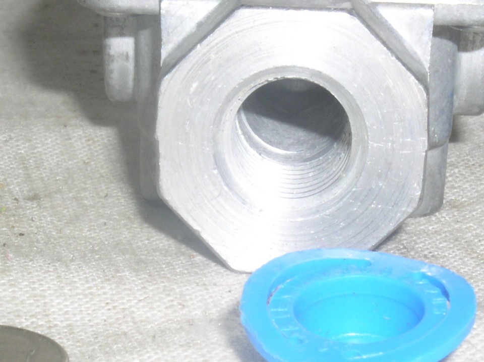 NEW MAXITROL RV20L POPPET DESIGN GAS PRESSURE REGULATOR VALVE 1/4"NPT ...